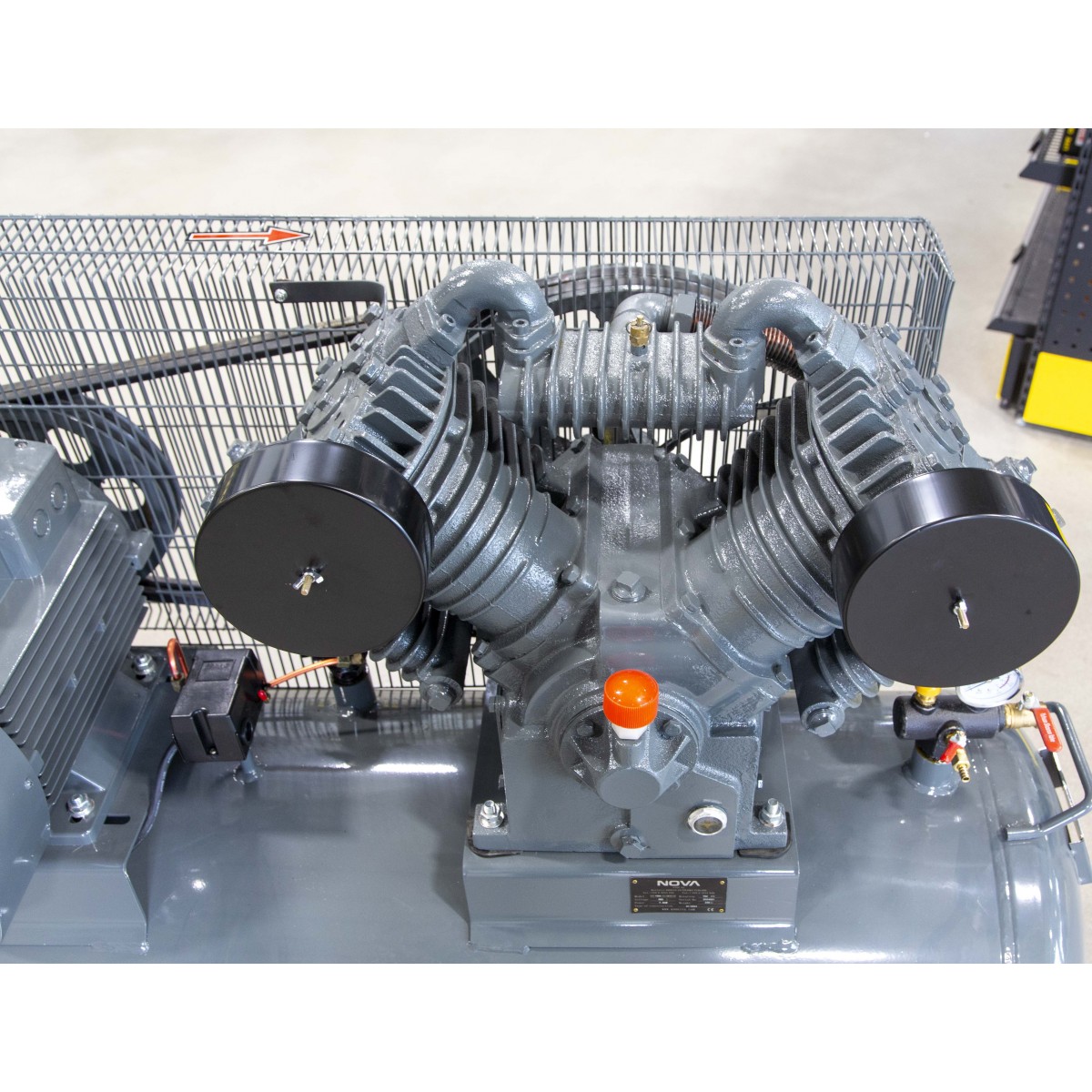 NOVA 105 Air Compressor