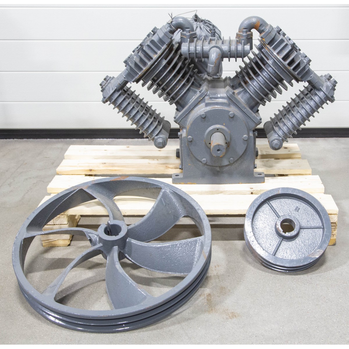 NOVA 105 compressor cylinder block - OUTLET