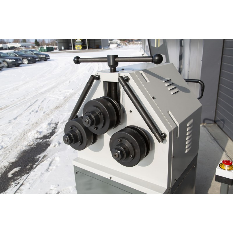 NOVA RBM50HV sähköinen raudantaivutuskone